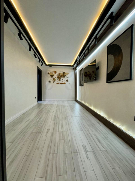 Продаю Hi-Tech Office Ул.Мукумий Ресторан Дудек Вдоль Дороги 65м2.