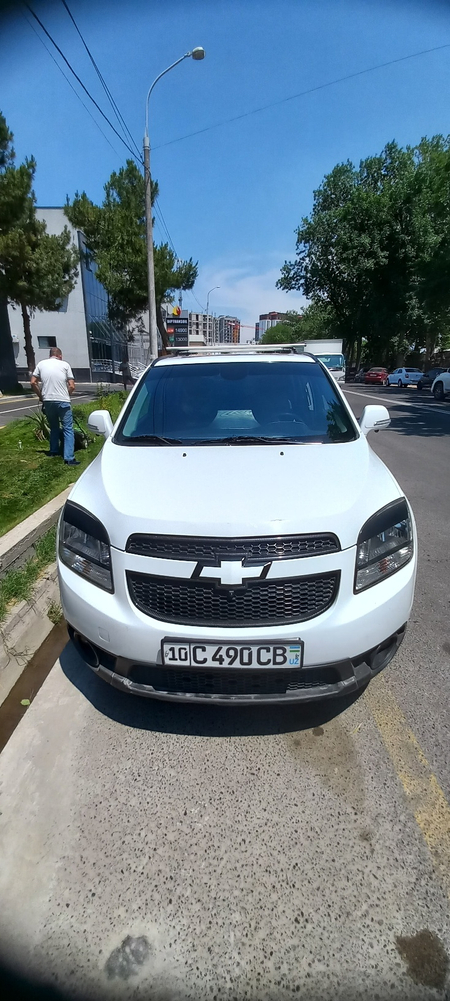Продаю свою машину орландо 2015