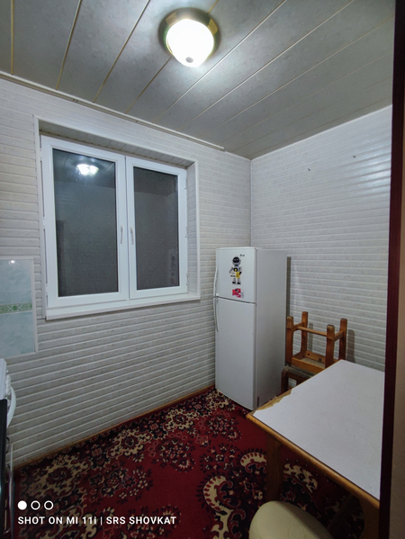 Вдоль дороги 1 комнатная 40м². Под коммерцию. Нежилой фонд