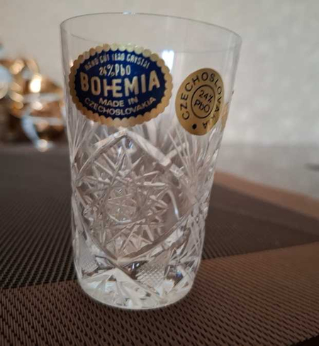 Хрустальные рюмки BOHEMIA новые