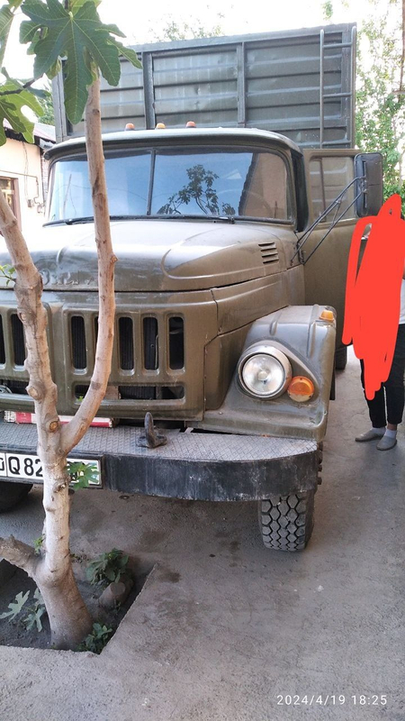 Zil 130 cotiladi