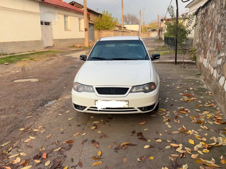 Нексия 2 сотилади