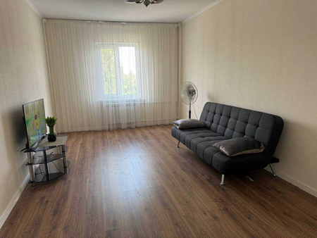 4х комнатная квартира 90м2 с новым ремонтом Дустлик-2 (87111)