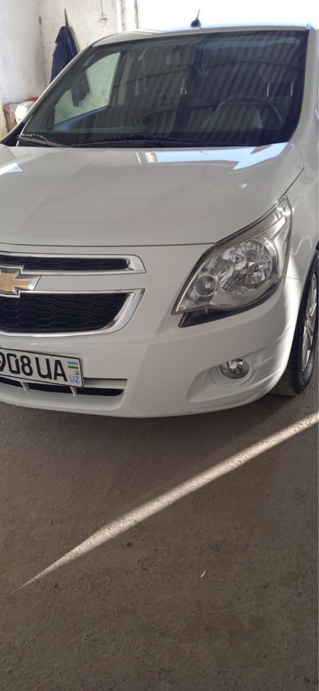 Kobalt avtomobili sotiladi