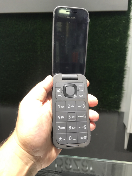 Nokia 2660 yengii