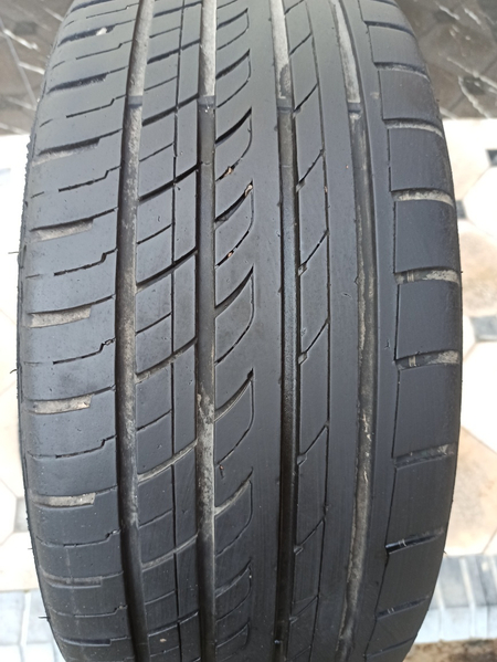 215/45/17 TRACMAX balon yushoq vse sezonniy