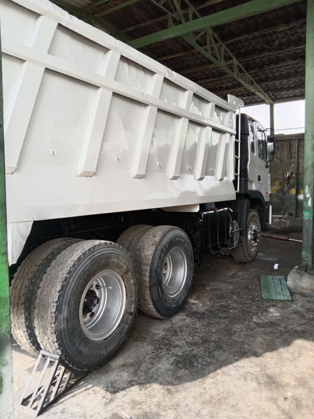 Hyundai 270 самосвал
