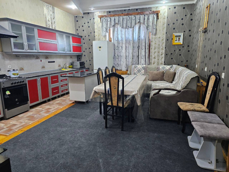 Аренда на Исламабаде, с зимним басейном ( н223 )
