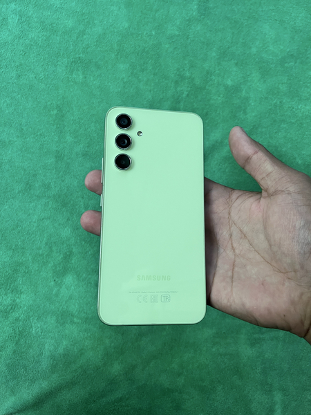 Samsung a54 8/128 idial