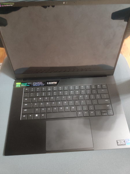 Razer Blade 15 Premium gaming laptop intel i9-12900, rtx 3070ti
