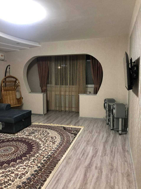 Сдается в аренду  2 комнатная.в центре Дархан.