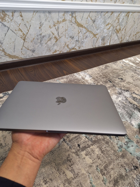 Macbook pro 13 2018