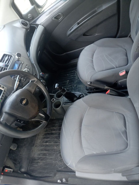 Spark 2 pazitsiya metan gaz  2011 yil