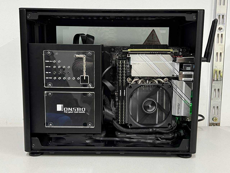 Мощный компьютер Mini itx I5 12400/ Rx 6800 16gb / DDR4 32gb
