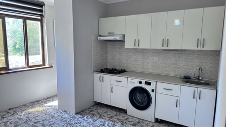 Продаётся 3х комнатная квартира на 2-этаже, 120кв.м. Ор: Теракзор.