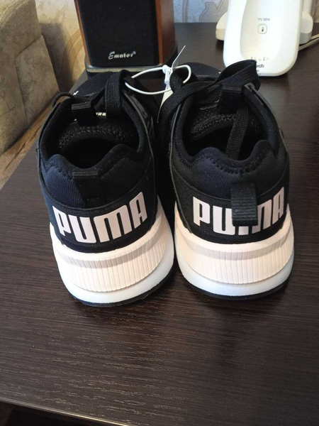 Продаю кроссовки Puma привезенные из Америки.