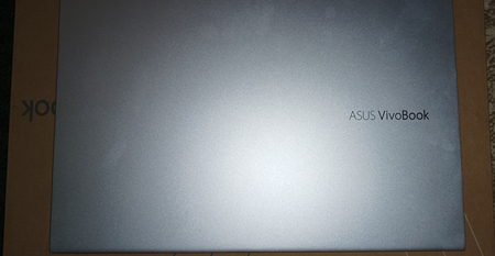 ASUS Vivobook 15.   OLED
