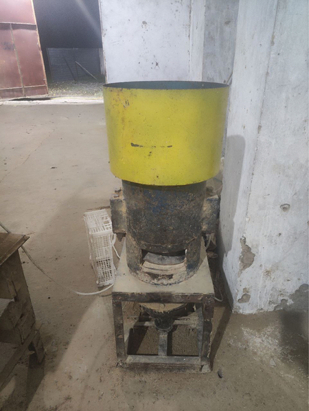 Granulyator Aparat sotiladi