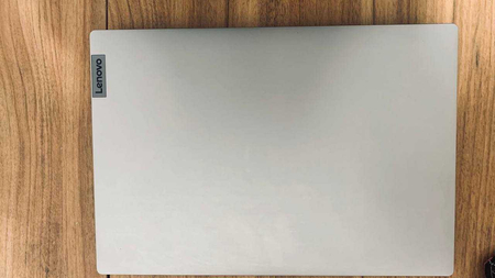 Srochno Lenovo Core i5 11-avlod 512Gb operativka 8GB sotiladi.