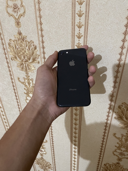 Iphone 8 idial 64 tali