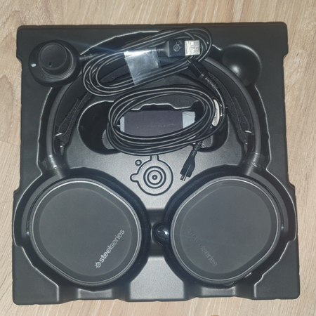 Наушники Steelseries Arctis 5