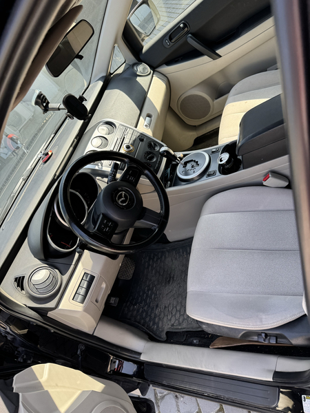 Mazda cx-7 sotiladi