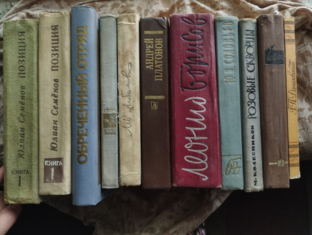 Книги военного времени по 15000 шт