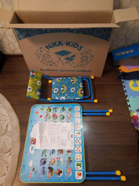 Российский комплект мебели Nika kids стол+стул+пенал. Парта