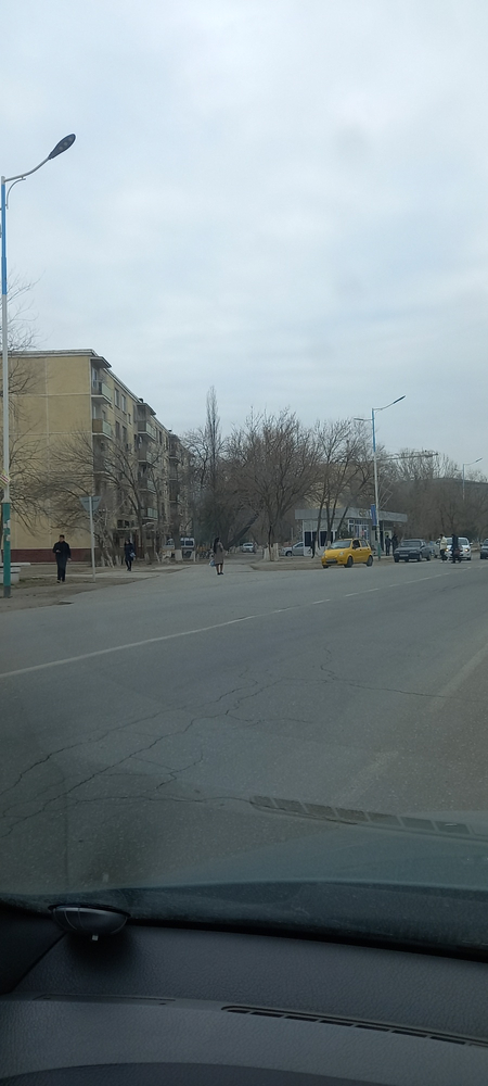 Продаётса квартира в спутнике возле мед коллежа