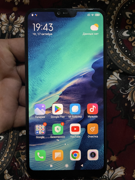 Mi 8 lite 4+64 xolati zor