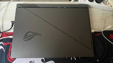 Продам игровой ноутбук Asus ROG Strix G18 (4060RTX_2.5TB SSD_i7-13650)