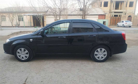 продается LACETTI