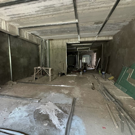 Продается нежилое помещение вдоль дороги 300м2 - Яккасарай | Parisien