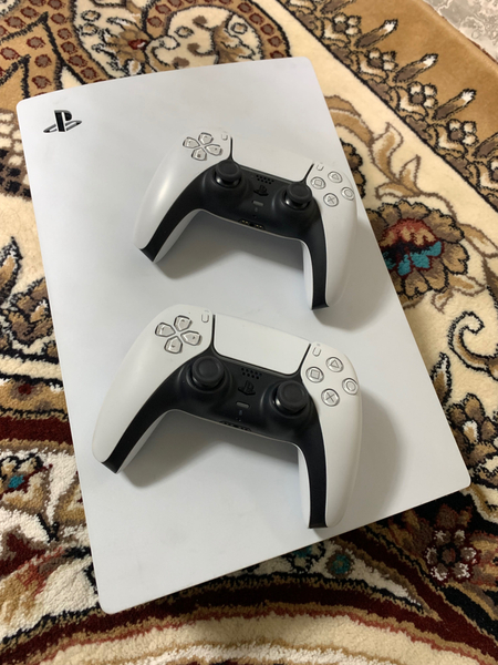 play station 5 zo’ri