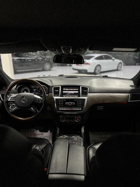 Mercedes Benz GL500