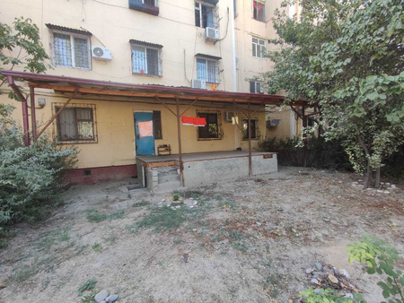 Срочна Сергели 1  2/1/5 продается Цена 57500 Рядом Метро-5