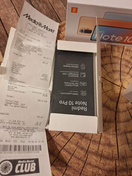 Note 10 Pro в упаковке
