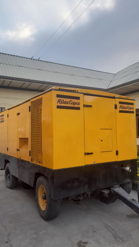 ATLAS COPCO  kompressori sotiladi