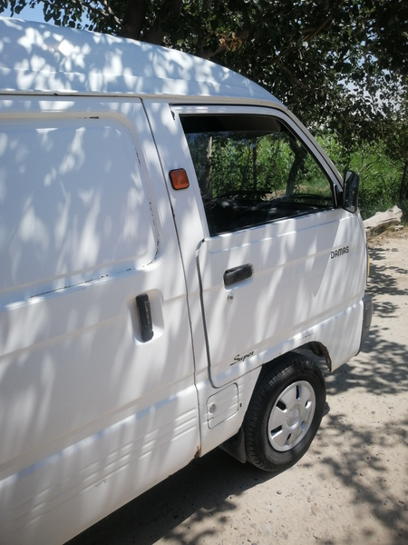 Damas van sotiladi halati yaxshi