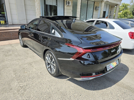 Kia k8 2023 qora tozza