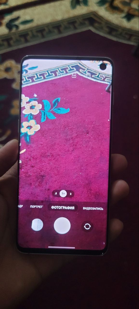 Samsung s10 128/8 gb