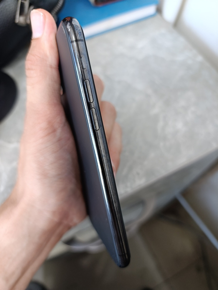 iPhone 11 pro  64 gb