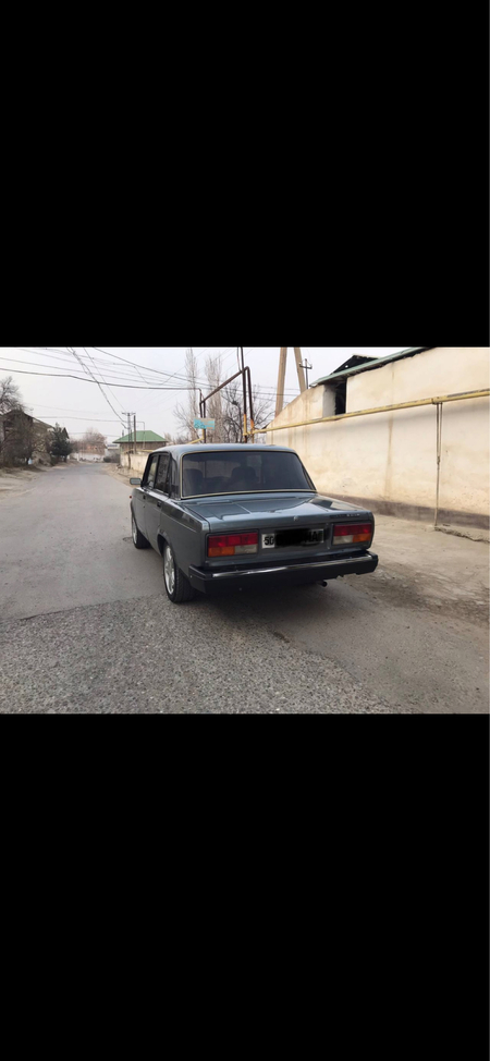 Vaz 2107sotiladi