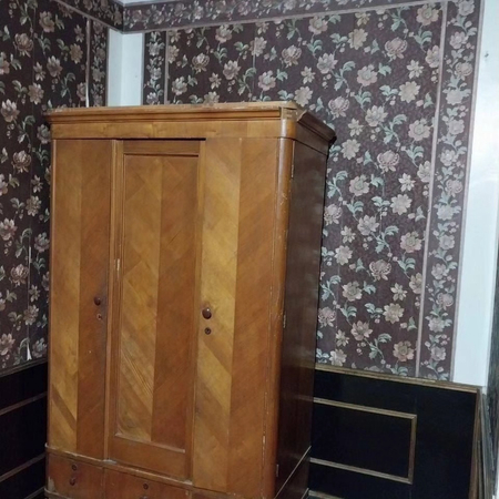 В Янгихаетском районе Спутник 15 продаётся 2-х комнатная квартира