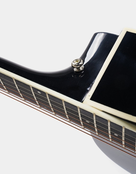 Yangi ishlatilmagan Gitara sotiladi