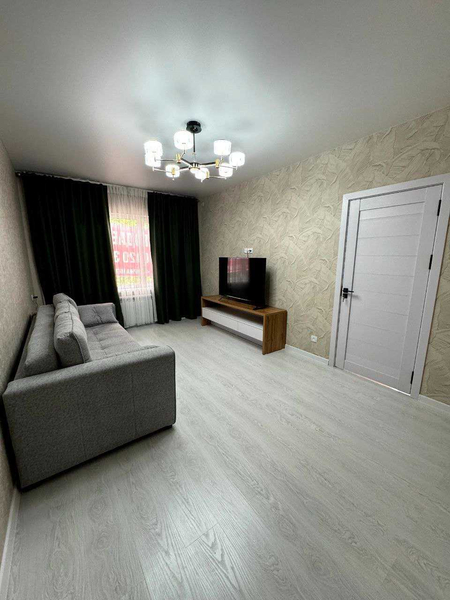 Продается Евро квартира феруза ЭКО базар 1в2/4/5 43м²