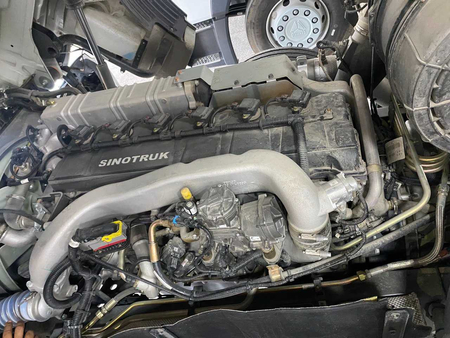 Howo-Max 480 8x4 Автофургон (9,6 м / пневматик осмали)