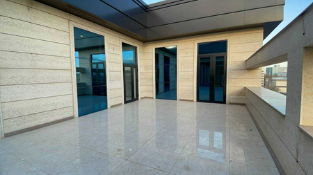 Аренда 1800м² и 88м² Сквер А.Темура •евро ремонт•1 линия •UzAutoMotors