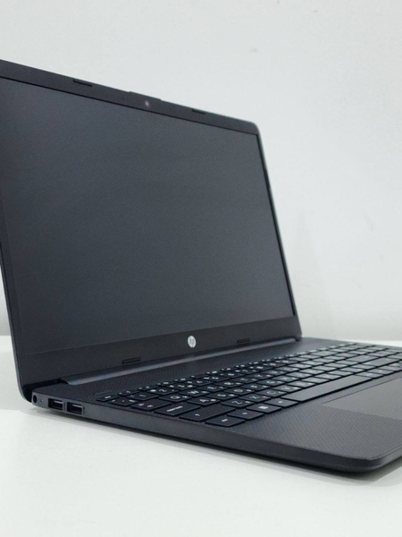 Yangidek HP Core i3 - 1215U. 6 yader 12 patok