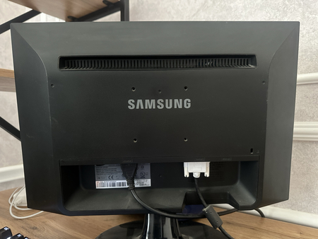 продам компьютер i5 3470 4х ядерный (игровой) +бонус Монитор 19’